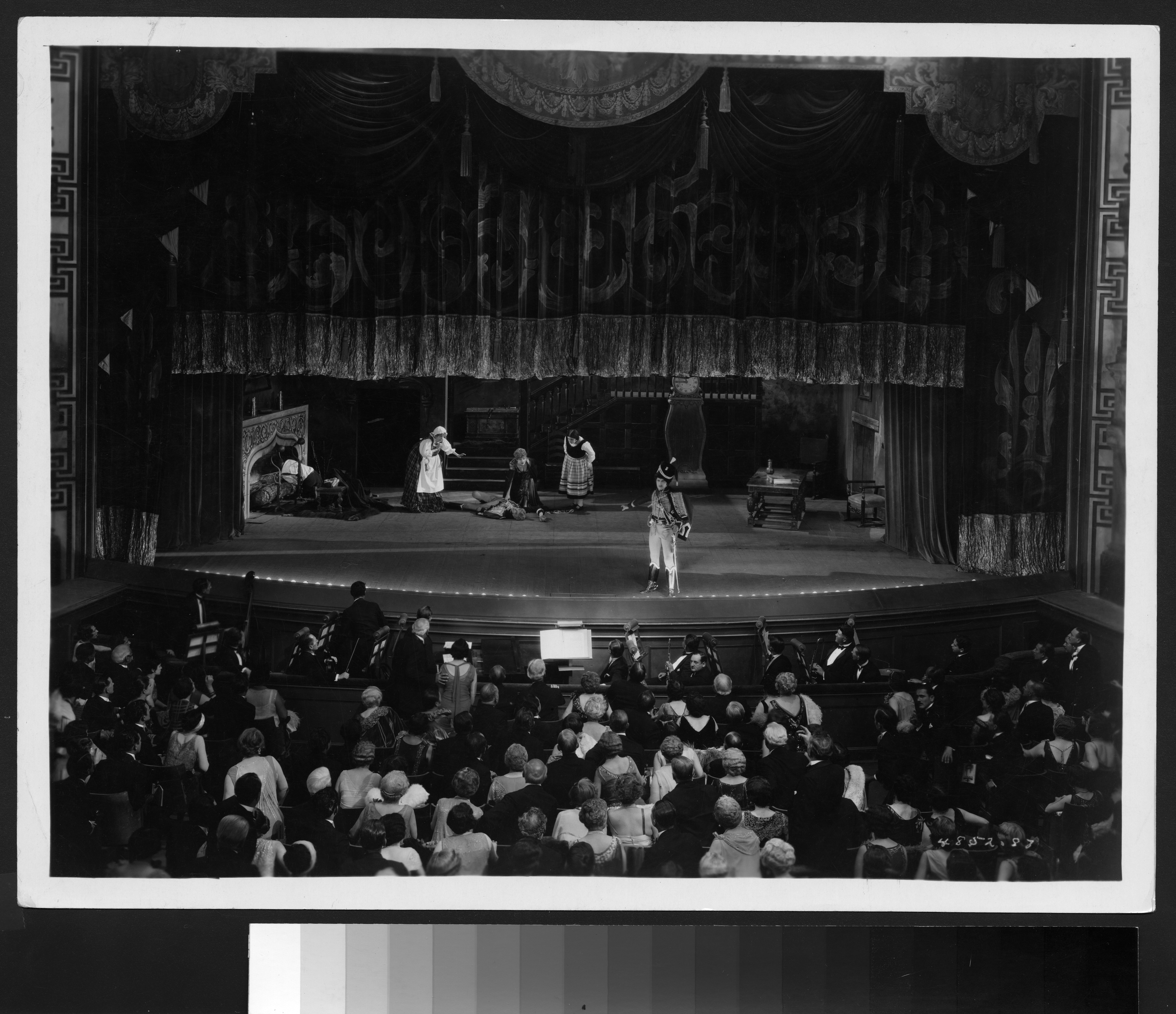 The Last Warning (1928) silent film with live music (12A) | Falkirk Council